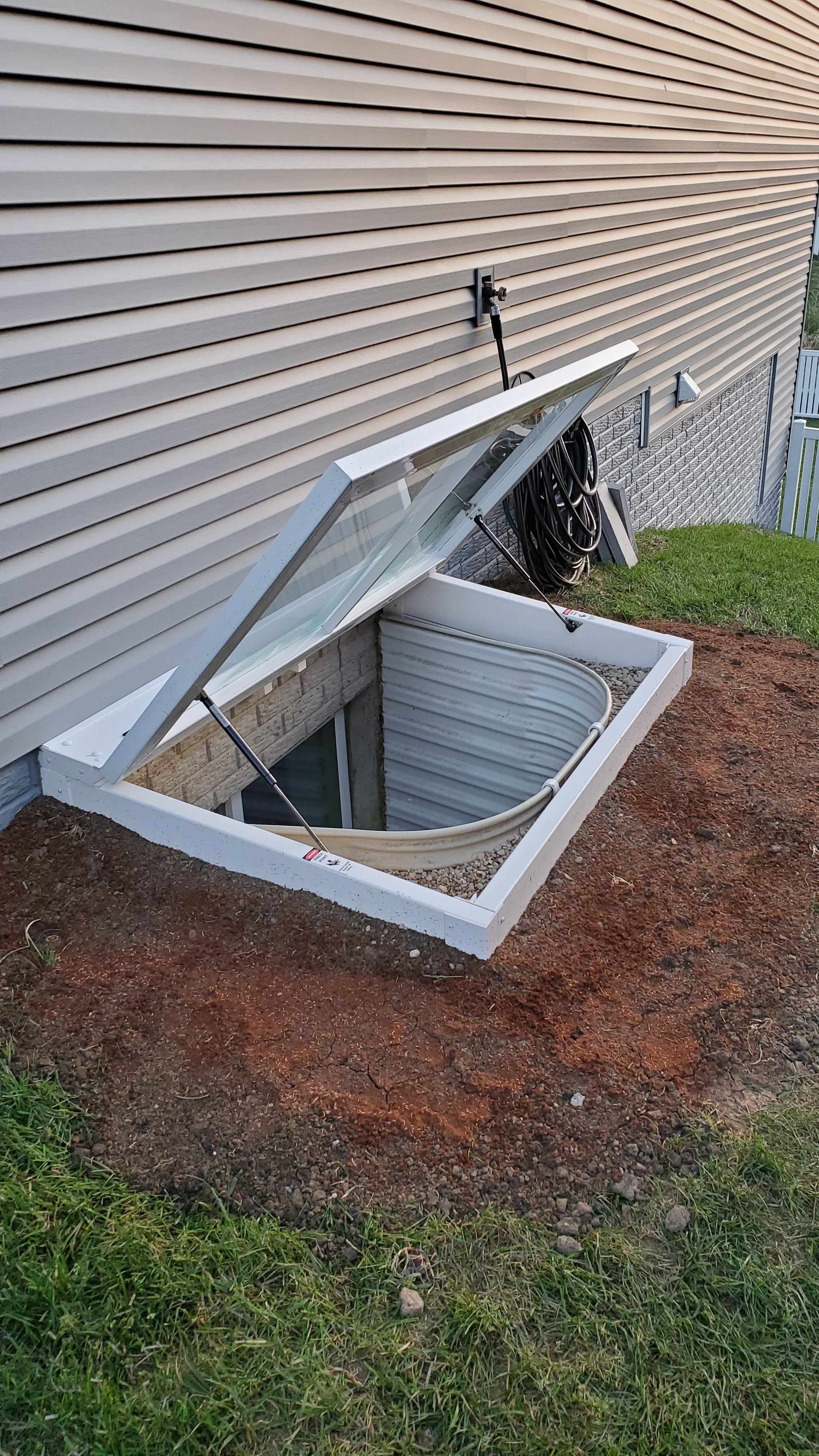 Residential Well Covers Window Well Covers | Basement Window Covers